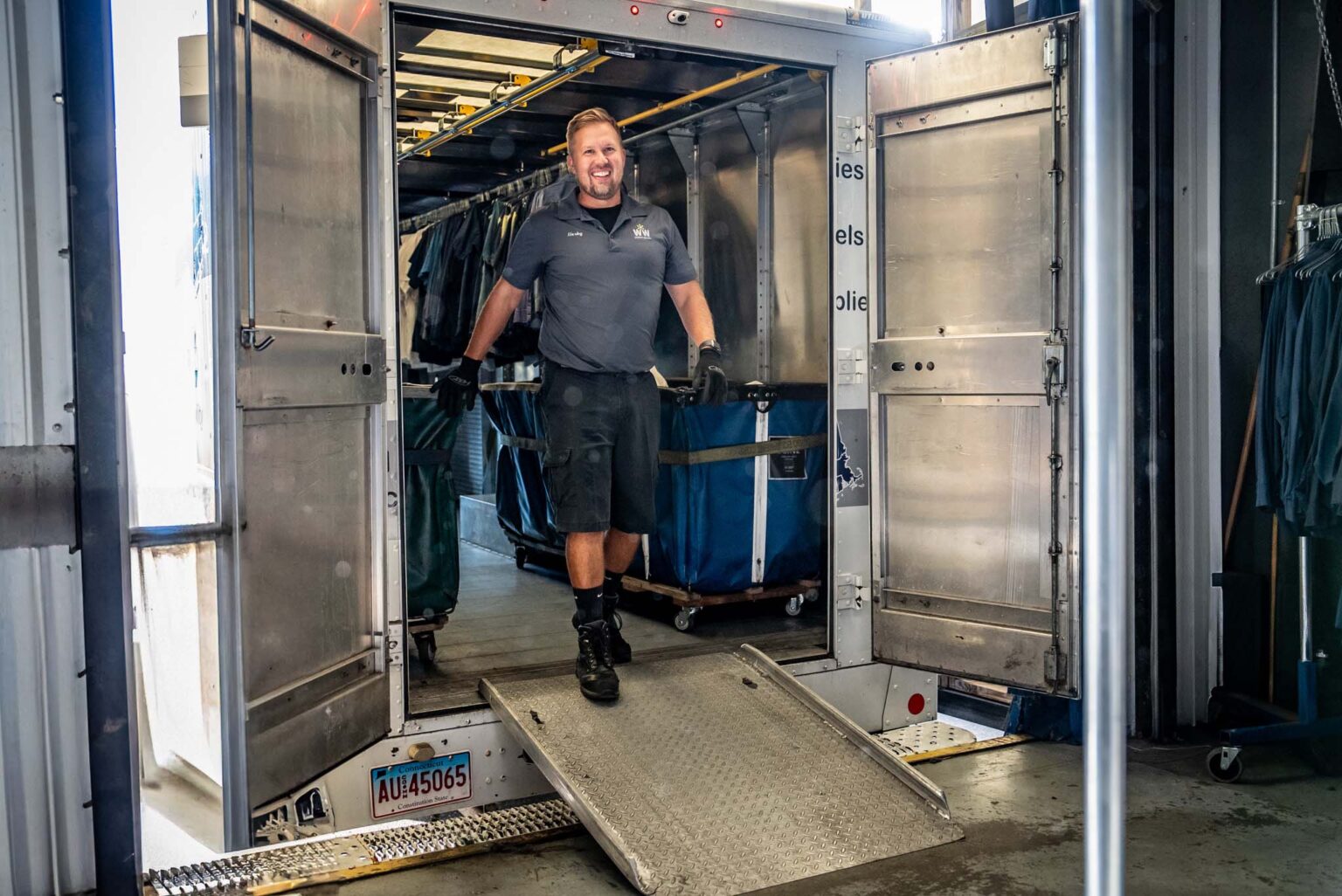 Why You Need a Local Uniform Rental Provider | WW Uniforms